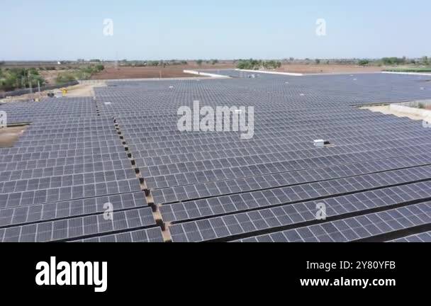 Solar voltaic power plant Stock Videos & Footage - HD and 4K Video ...