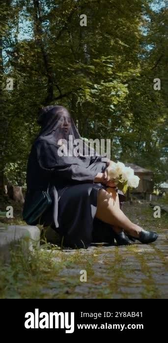 Funeral veil Stock Videos & Footage - HD and 4K Video Clips - Alamy