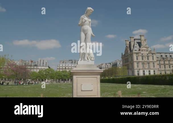 Statue of nymph Stock Videos & Footage - HD and 4K Video Clips - Alamy