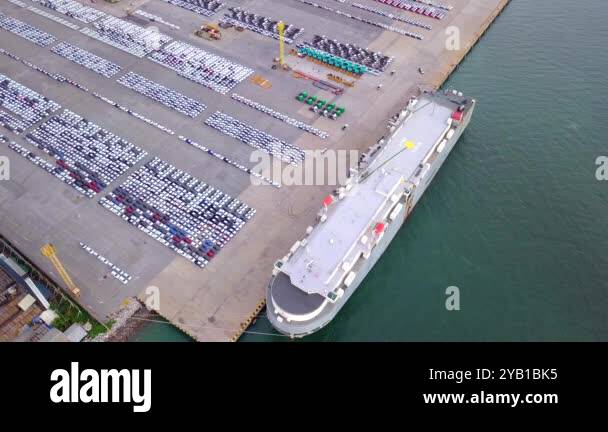 Loading cars carrier ship Stock Videos & Footage - HD and 4K Video ...