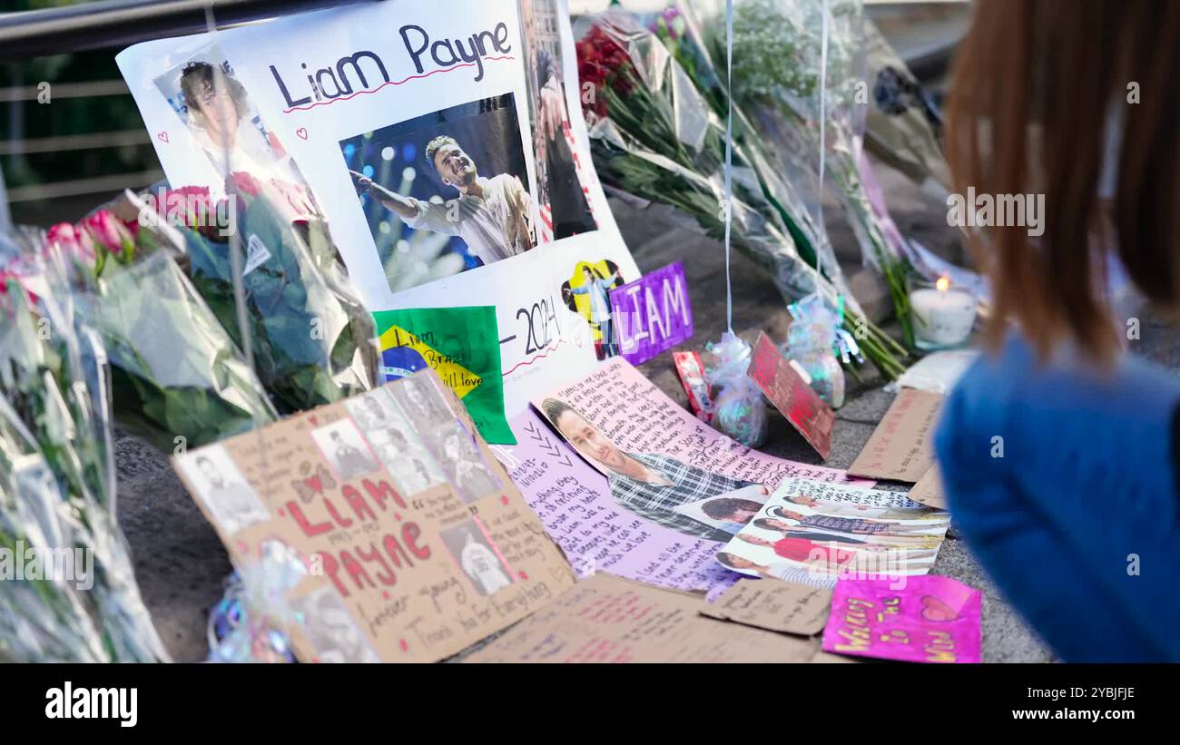 X factor singer Stock Videos & Footage - HD and 4K Video Clips - Alamy