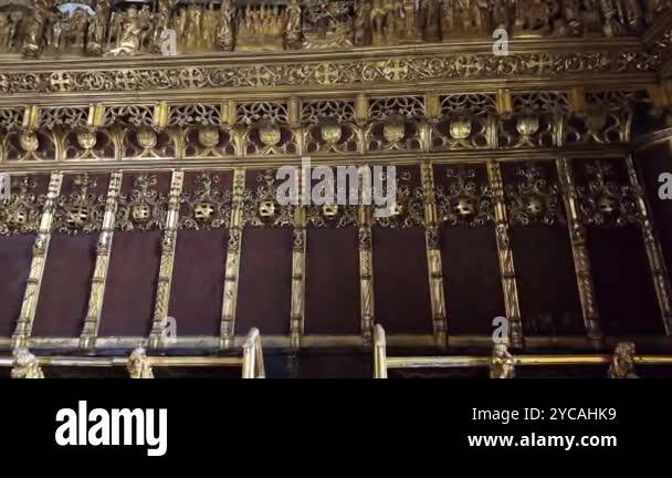 Gleeming gold Stock Videos & Footage - HD and 4K Video Clips - Alamy