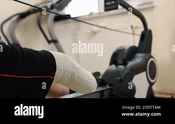 Adaptive rowing Stock Videos & Footage - HD and 4K Video Clips - Alamy