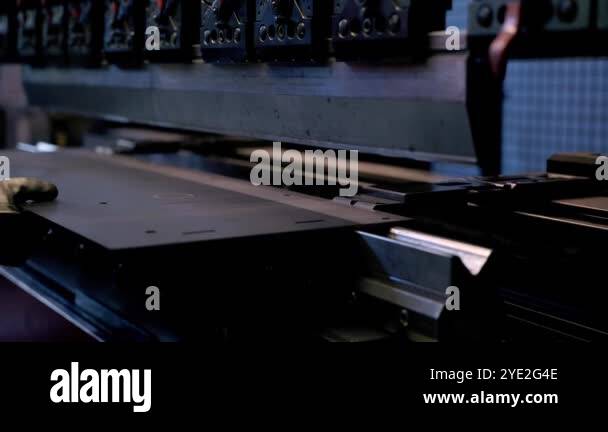 Shaping operation Stock Videos & Footage - HD and 4K Video Clips - Alamy