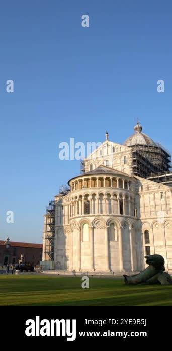 Leaning Tower of Pisa in Pisa, Italy. Leaning Tower of Pisa known ...