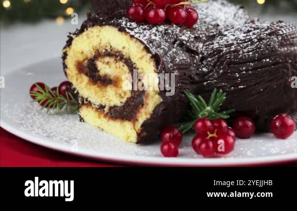 Buche de noel cake Stock Videos & Footage - HD and 4K Video Clips - Alamy