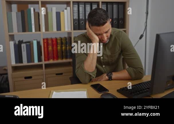 Woman office workplace concern Stock Videos & Footage - HD and 4K Video ...