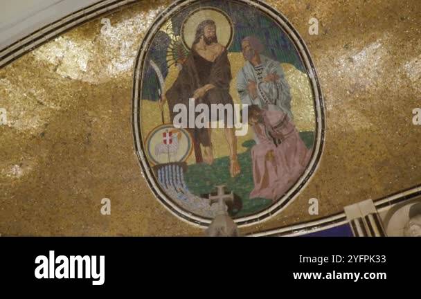 Apsis Stock Videos & Footage - HD and 4K Video Clips - Alamy