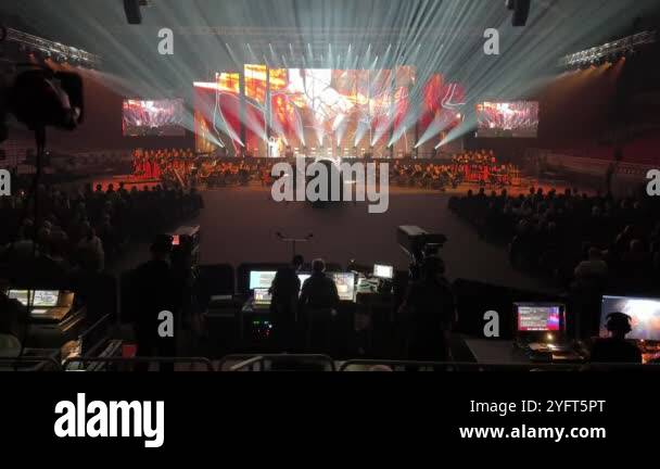 Audience seated in seats Stock Videos & Footage - HD and 4K Video Clips ...