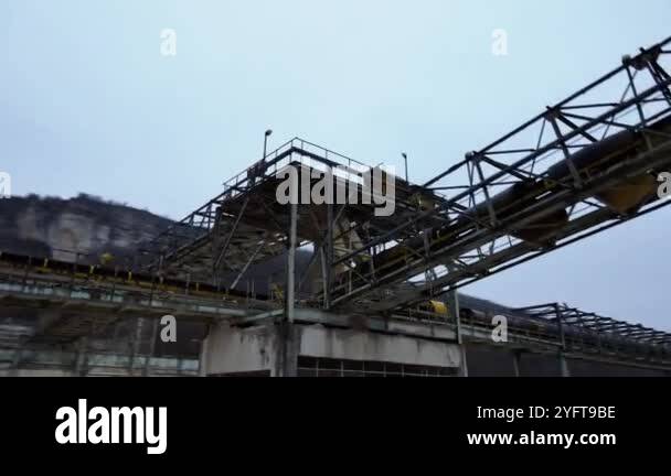 Eastern refinery Stock Videos & Footage - HD and 4K Video Clips - Alamy