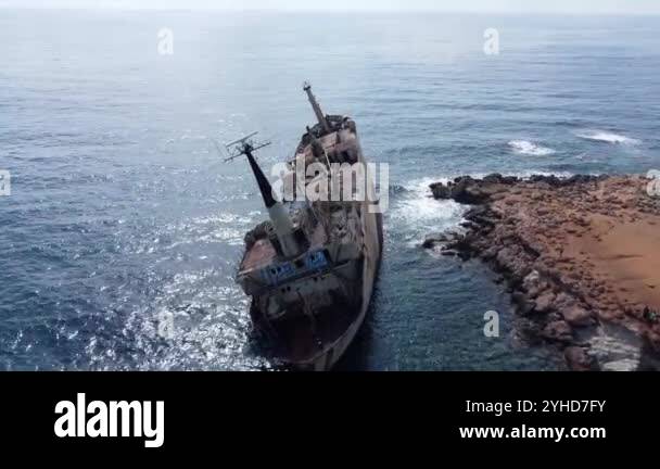 Paphos shipwreck Stock Videos & Footage - HD and 4K Video Clips - Alamy