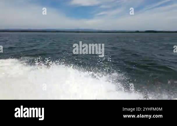 Wake formation Stock Videos & Footage - HD and 4K Video Clips - Alamy