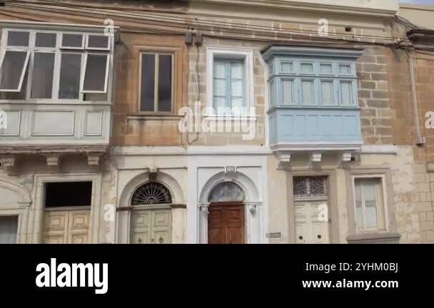 Traditional malta bus Stock Videos & Footage - HD and 4K Video Clips ...
