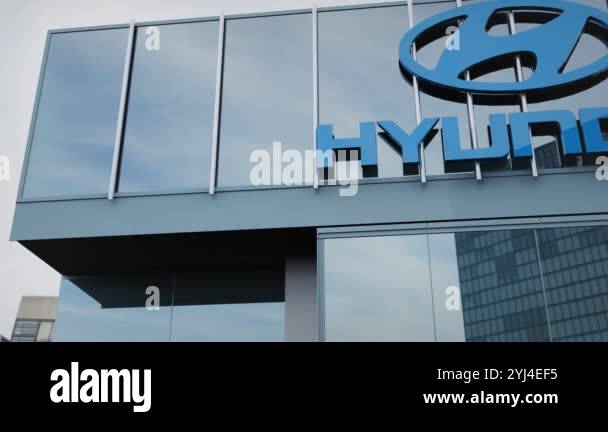 Hyundai headquarters building Stock Videos & Footage - HD and 4K Video ...