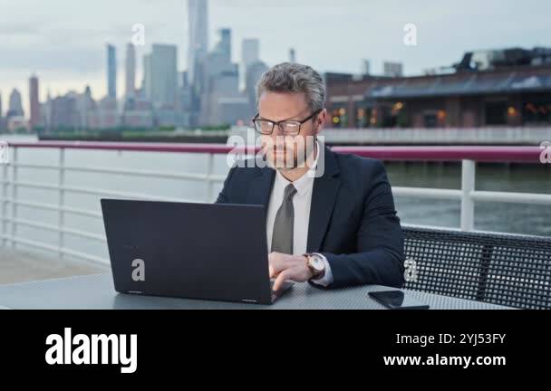 York city manager Stock Videos & Footage - HD and 4K Video Clips - Alamy