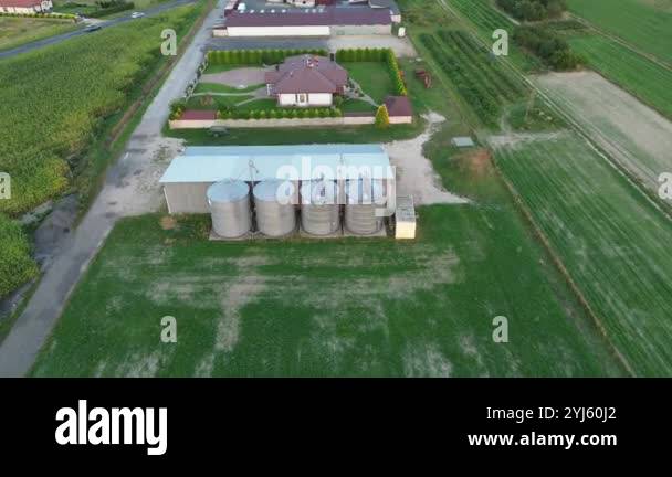 Crop farm buildings Stock Videos & Footage - HD and 4K Video Clips - Alamy