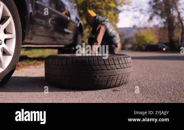 Mechanic changing car wheel Stock Videos & Footage - HD and 4K Video ...