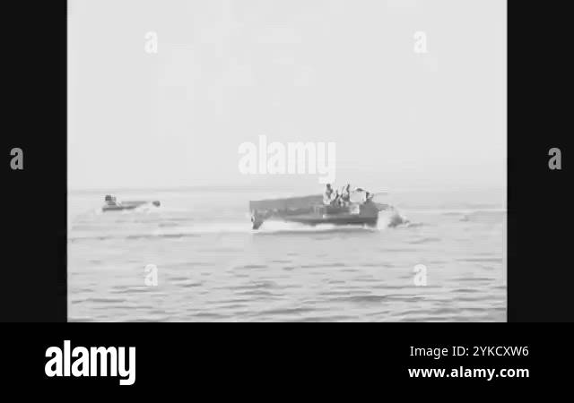 KOREA - 1950 - UN soldiers cross the Han River on landing crafts and ...