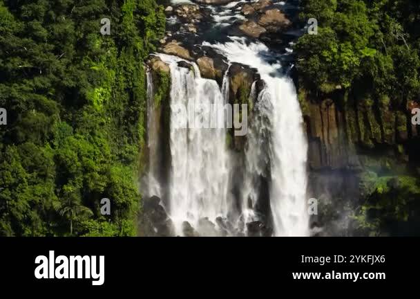Beautiful waterfalls with rocky structures and water splash. Limunsudan ...