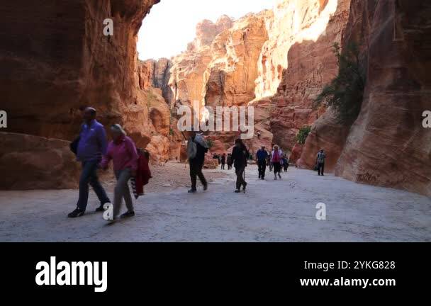 JORDAN, PETRA, DECEMBER 5, 2016: People in The Siq - narrow passage ...