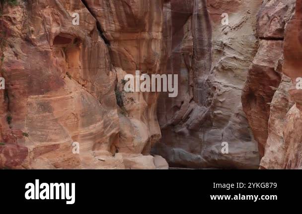 The Siq - narrow passage, gorge that leads to Red Rose City Of Petra ...