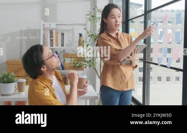 Brainstorm memo Stock Videos & Footage - HD and 4K Video Clips - Alamy