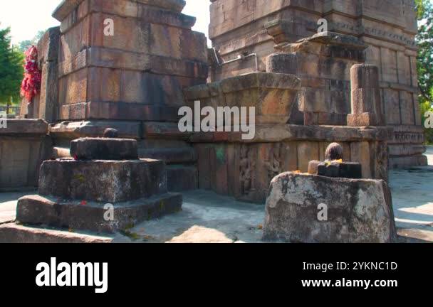 Ancient Sculpture in Baijnath temple complex Bageshwar Uttarakhand 4K ...