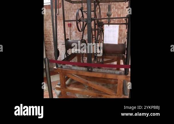 Medieval mechanism Stock Videos & Footage - HD and 4K Video Clips - Alamy