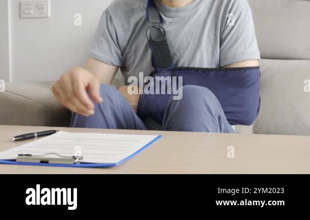 Cast signing Stock Videos & Footage - HD and 4K Video Clips - Alamy