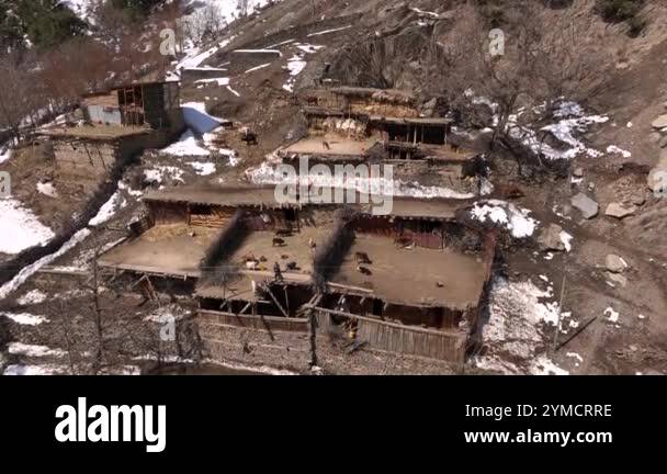 Himalaya tribe Stock Videos & Footage - HD and 4K Video Clips - Alamy