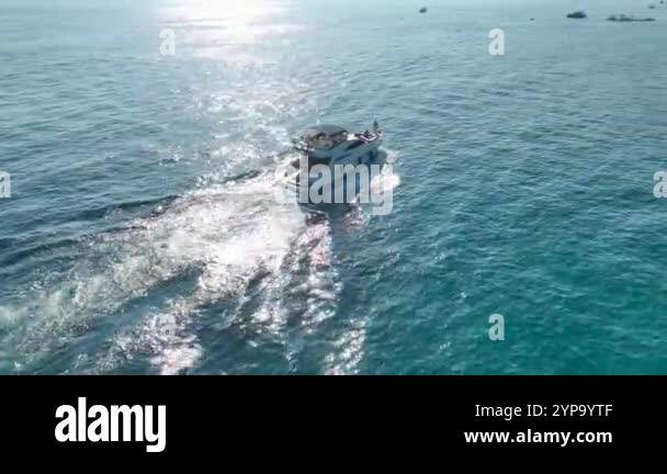 Tracing waves Stock Videos & Footage - HD and 4K Video Clips - Alamy