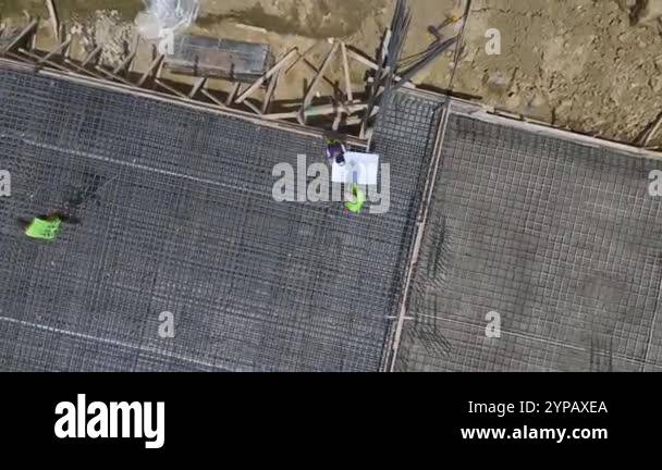 Assembling structures Stock Videos & Footage - HD and 4K Video Clips ...