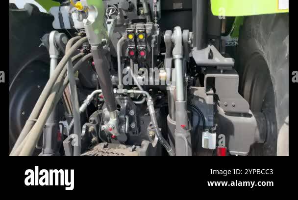 Tractors engine Stock Videos & Footage - HD and 4K Video Clips - Alamy