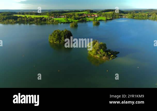 Seehamer See, See in Bayern, Deutschland Luftbild im Sommer. Aerial ...