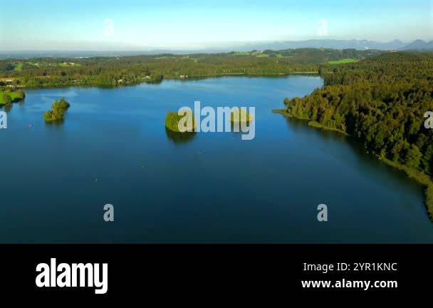 Seehamer See, See in Bayern, Deutschland Luftbild im Sommer. Aerial ...