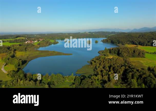 Seehamer See, See in Bayern, Deutschland Luftbild im Sommer. Aerial ...