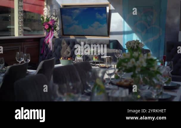 PETERSBURG, RUSSIA - AUGUST 9, 2024: A beautifully arranged dining ...