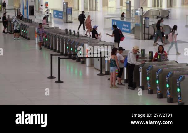 Dynamic transit Stock Videos & Footage - HD and 4K Video Clips - Alamy