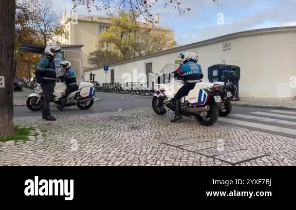 Riot control police Stock Videos & Footage - HD and 4K Video Clips - Alamy