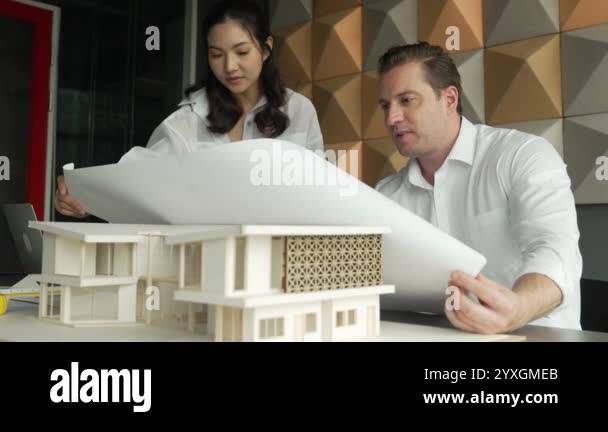 Using project Stock Videos & Footage - HD and 4K Video Clips - Alamy