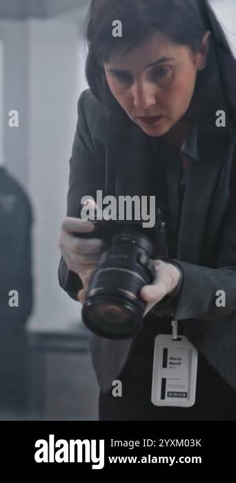 Office robbery or murder case: Female forensic scientist takes photos ...