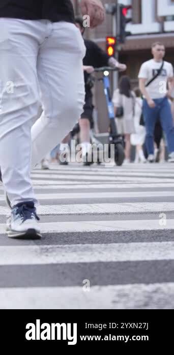 KYIV, UKRAINE OCTOBER 21, 2024 : Vertical video of a crowd of people on ...