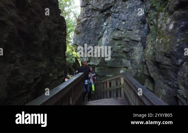 MONO, CANADA - OCTOBER 15, 2024: Walking by Cliff Top Side Trail at ...