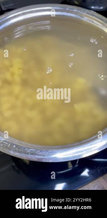 Pasta, noodles, spaghetti, cones, pasta, flour, cook, kitchen, food ...