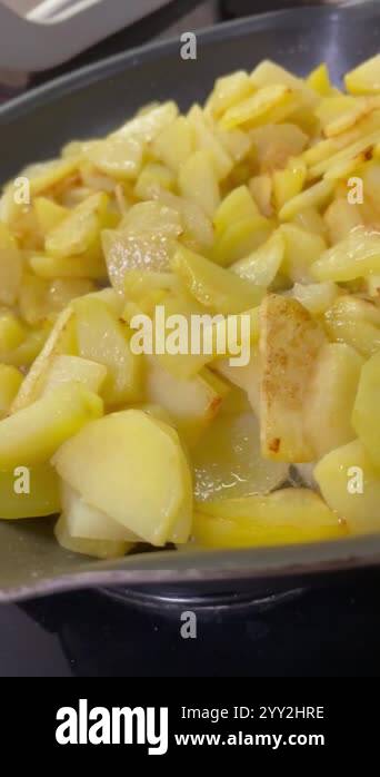 Fried potatoes, delicious, frying pan, plate, oil, salt, cook, food ...