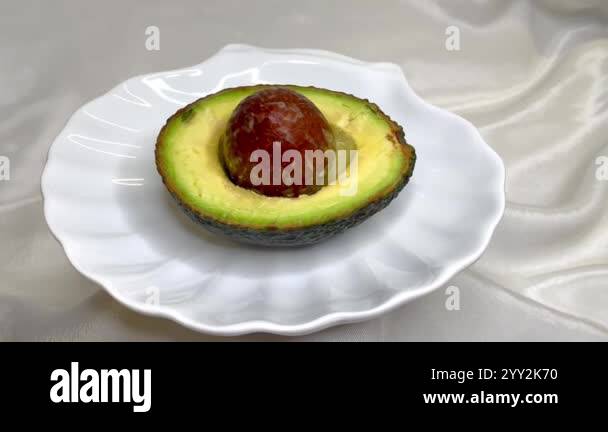 Avocado, green, delicious, stone, food, eat, vitamins, vegetable ...