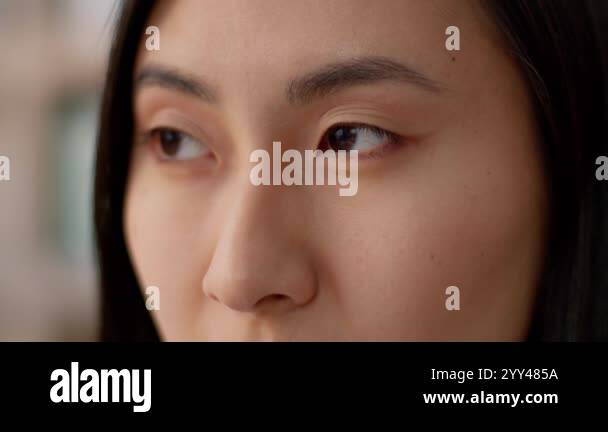 Close up beautiful eyes Asian Japanese businesswoman female Korean ...