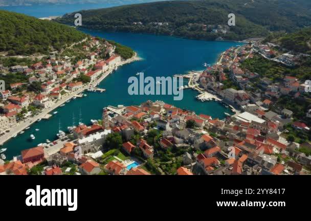 A picturesque European port town and tourist resort on the Adriatic ...