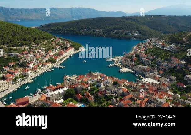 A picturesque European port town and tourist resort on the Adriatic ...