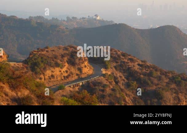 Horizontal tracking panorama from Runyon Canyon heights revealing ...